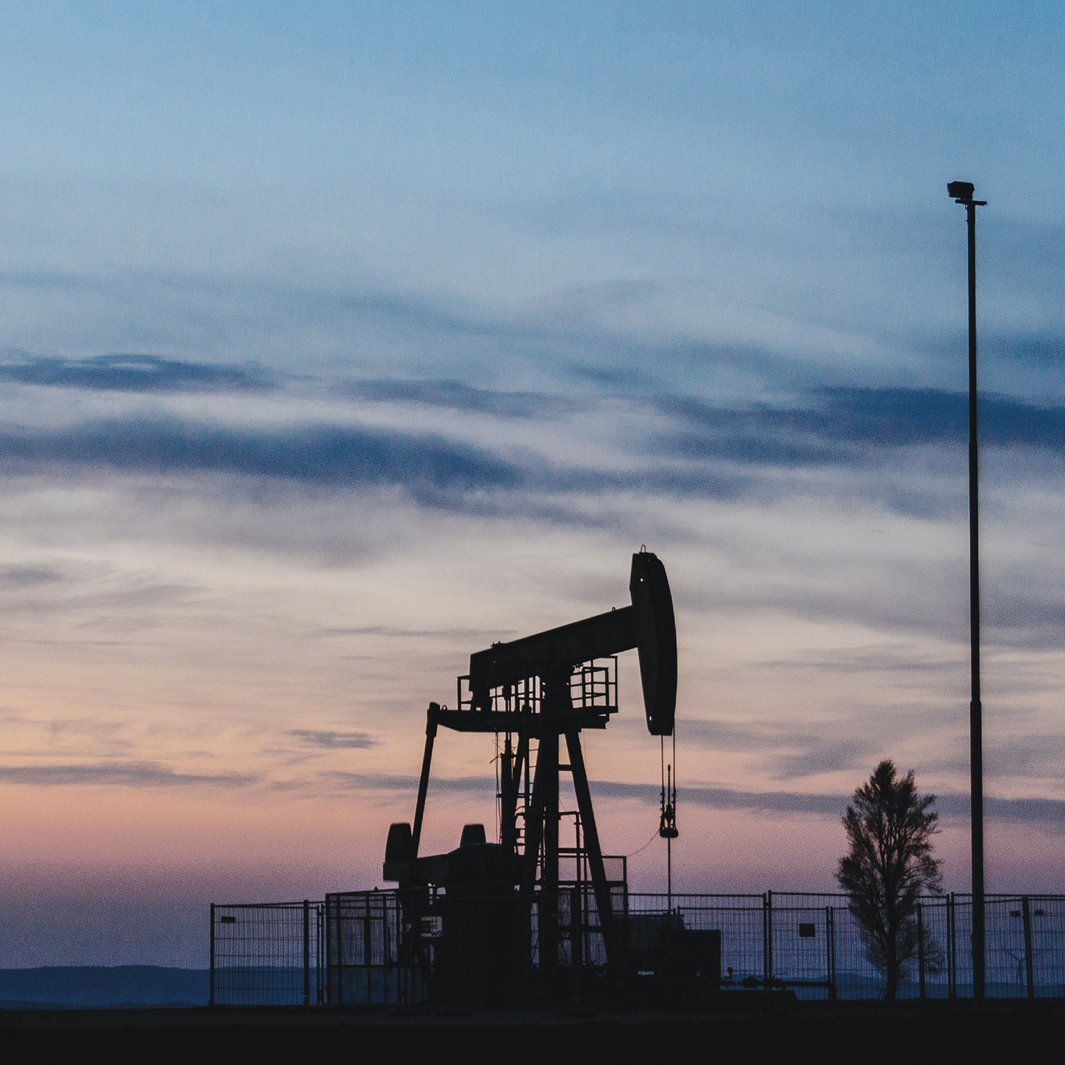 How oil and gas is navigating the energy transition | McKinsey